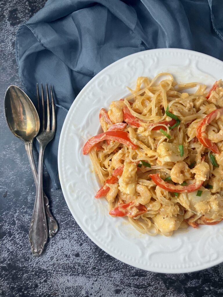 Creamy Fish and Prawn Noodles (ready in 30 minutes)